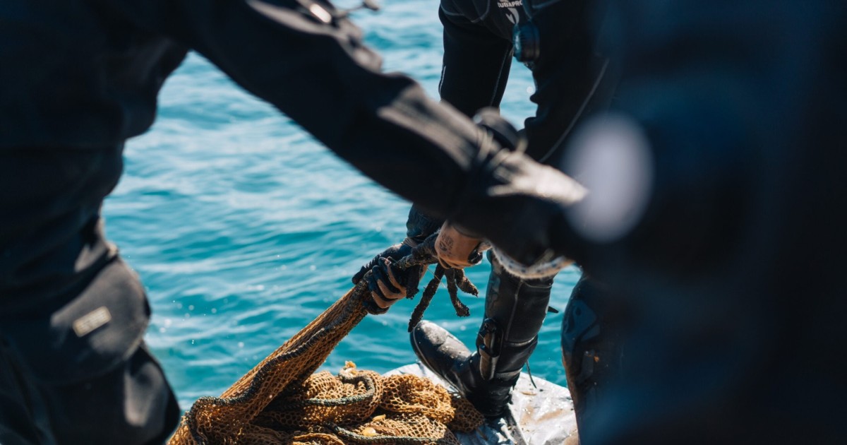 Rio Mare Removes Plastic Waste from the Sea in Greece | Bolton